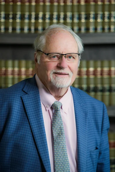 Robert T. Hinds Jr. (Bob Hinds) | Hinds & Hinds